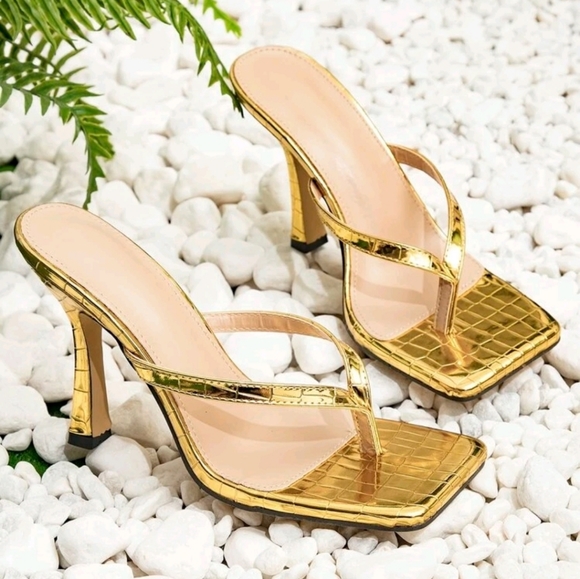Kent Wong | Shoes | Metallic Crocodile Embossed Thong Sandals | Poshmark
